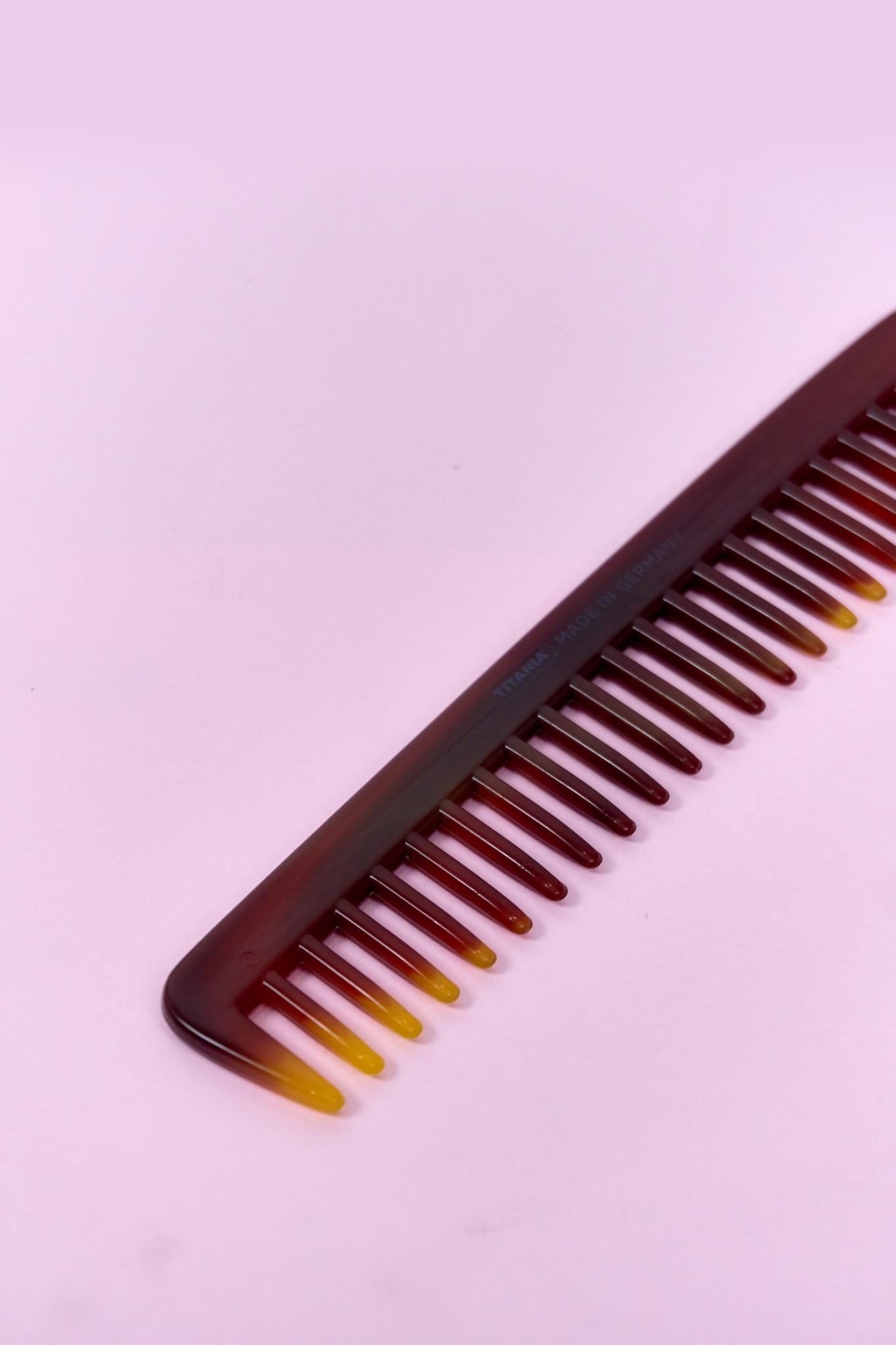 TITANIA หวีซี่ Ladies comb ขนาด 18.5 cm
